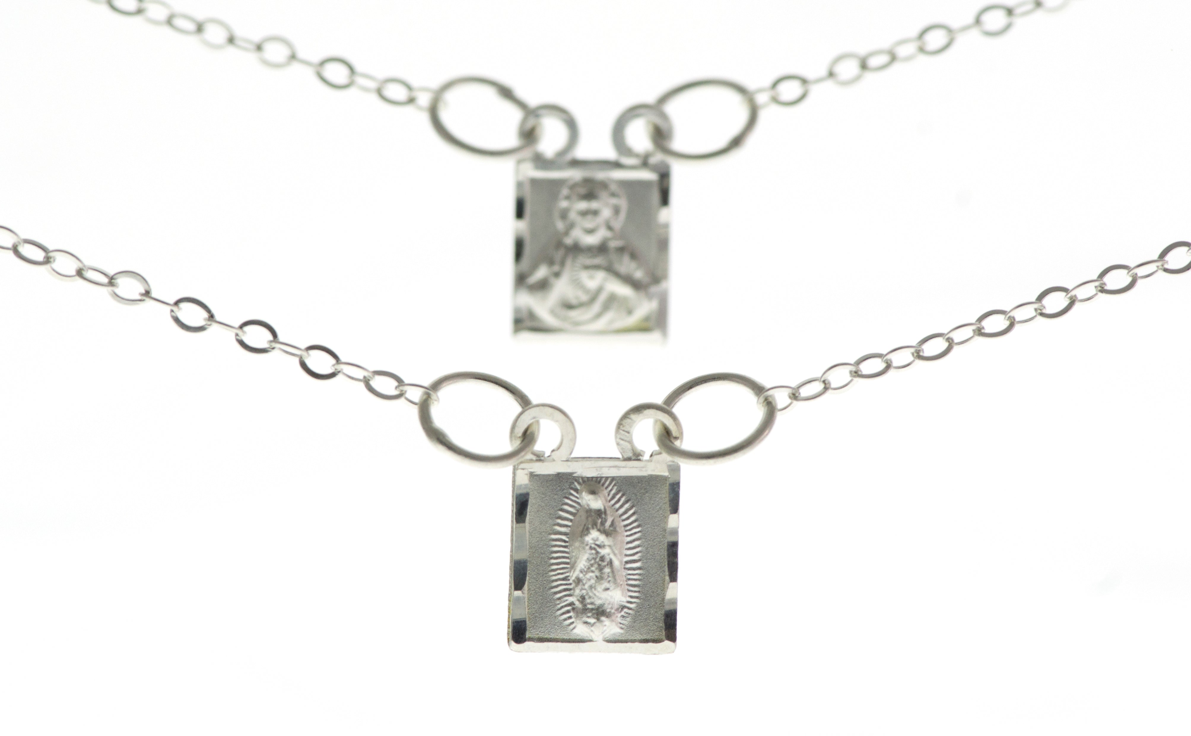 Escapulario de plata | Mediano – La Guadalupana